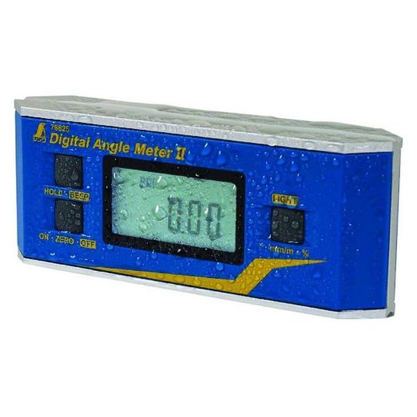 【商品説明】●角度・勾配・立ち上がりの高さを表示します。●水平・垂直を音で知らせます。●どんな角度でも基準点（00．0°）に設定可能です。【仕様】●型番：76825　●長さ（mm）：151　●高さ（mm）：60　●厚さ（mm）：31　●最小...