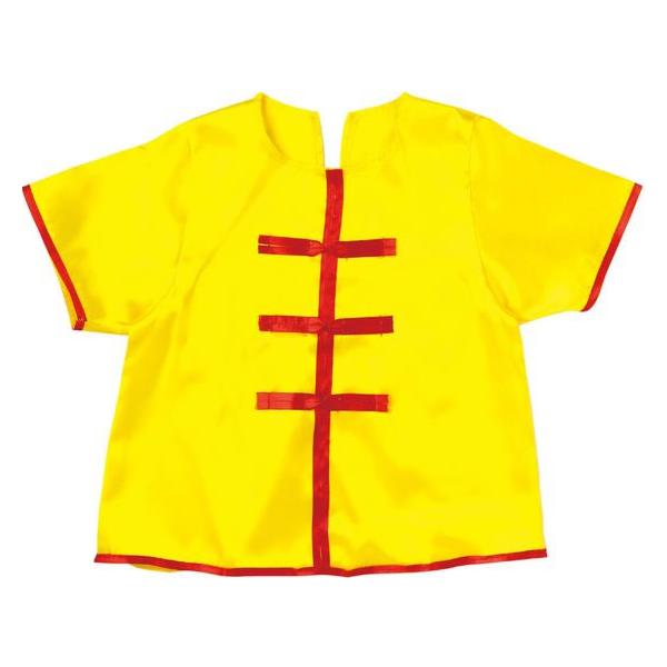 【商品説明】着るだけで華やか！チャイナ柄のかわいいシャツ！　大人気の衣装ベースシリーズのチャイナシャツです。光沢感のあるサテン生地に、鮮やかな赤色の縁取りとチャイナボタンをあしらった中華風デザイン。これ一枚で華やかな印象になり、ダンス発表会...