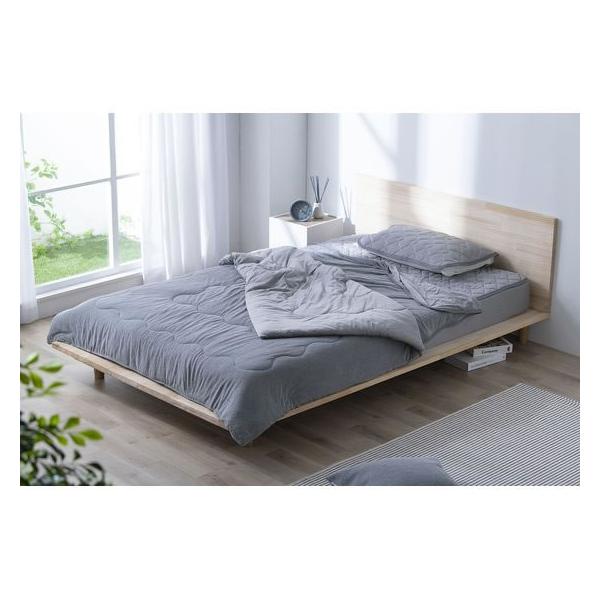 【商品説明】ポリエチレンを配合し、より冷感をアップしています。好みに合わせて選べるリバーシブルタイプです。表面は接触冷感素材を使用していて、触れるとひんやりしています。裏面は汗などの湿気を吸収して、すぐに乾くのでさらさらの肌触りです。抗菌防...