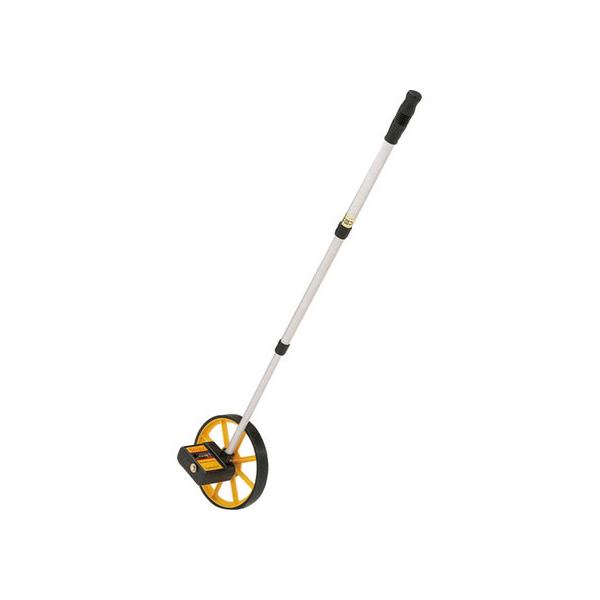 【商品説明】距離を計測するローラー。【仕様】●素材・材質：合成樹脂　●仕様：測定範囲０．１−９９９９．９ｍ（大型カウンター表示）、目盛１０ｃｍ間隔　●サイズ：車輪径２０ｃｍ、柄伸縮式（全長５１−９９ｃｍ）　●商品重量：６２０ｇ　●原産国：日...