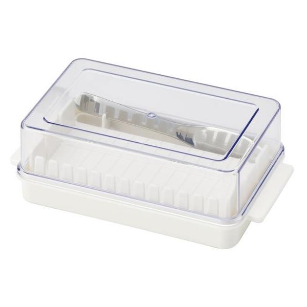 【商品説明】市販の２００ｇバターを約５ｇ・約１５ｇ切り分けてカット。計量せずにバター適量を手早く切れるカッティングガイド付バターケース。トレーはバターがくっつき防止加工。市販バター厚み３５ｍｍまでが入ります。※対応バターサイズ：約Ｗ１５×Ｄ...