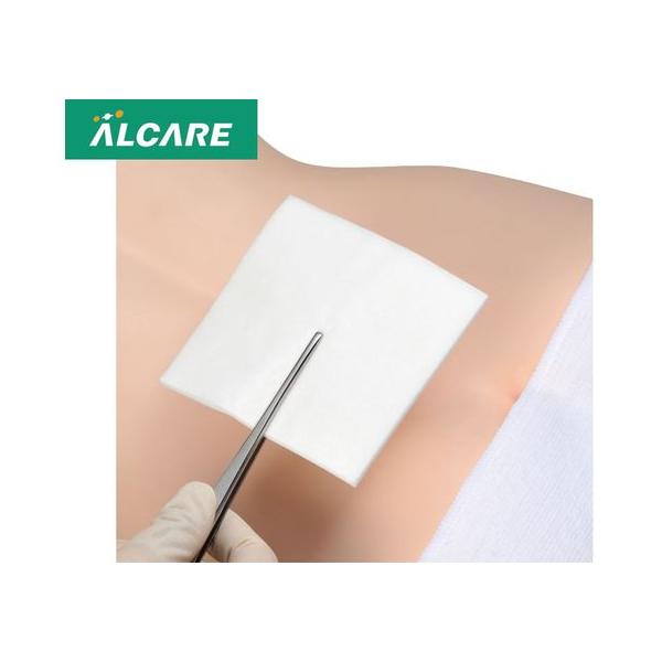 【商品説明】創傷に固着しにくい創傷用吸収パッド。【仕様】●サイズ：５×５ｃｍ●材質：脱脂綿、ポリエチレン　【一般医療機器】　【届出番号】１３Ｂ１Ｘ００２０７００００１６　[生産国：日本　商品区分：一般医療機器　メーカー：アルケア株式会社　広...