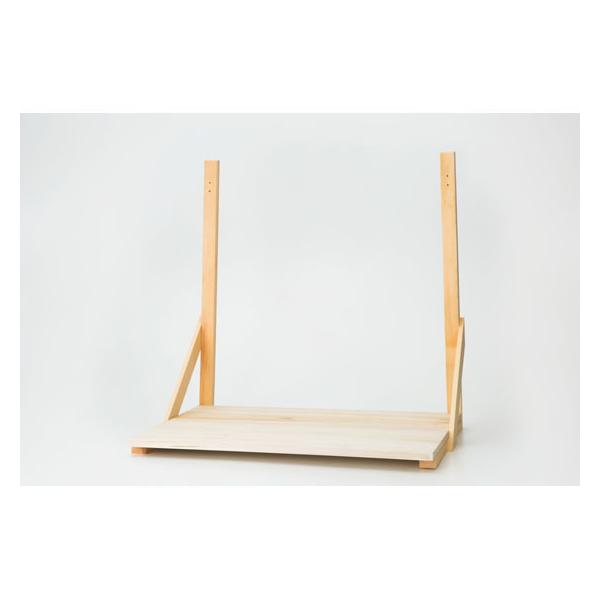 【商品説明】低価格の神棚板です。簡単にお祀りしたい際に最適な棚板です。雲板セットと合わせる事ができます。三社型神棚（小）を乗せる事ができます。おすすめ品神前幕20号、雲板セット2尺、格天井（中）【仕様】外寸：６１（高）−６２（巾）−４２（奥...