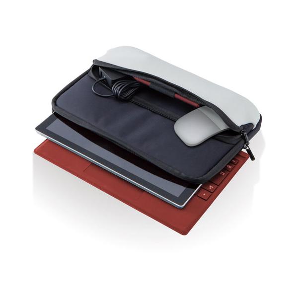 【商品説明】汚れにくい高級感のある生地を使用し、機器本体をキズや汚れから守るインナーバッグです。Ｍｉｃｒｏｓｏｆｔ（Ｒ）　Ｓｕｒｆａｃｅ（ＴＭ）　Ｇｏ　２０１８年モデルに対応しています。前面にマウスやＡＣアダプタなどの分厚い収納物にも対応で...