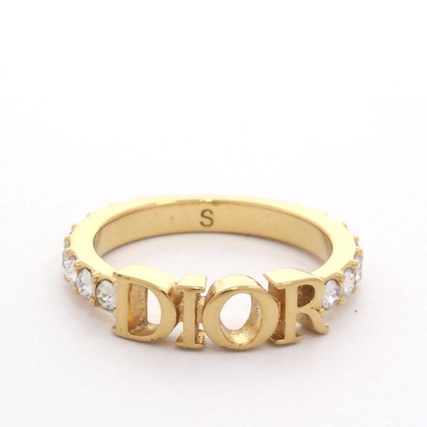 商品番号ubr-26968-1717860ブランドChristian Dior / クリスチャン ディオール素材メッキ /備考小傷ありサイズリングサイズ： 10号 / 最大幅：約4.4mm / 厚み：約2.5mm /重量2.4g刻印詳細Sカ...