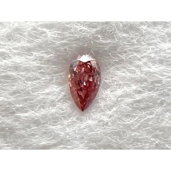 ピンクダイヤモンド ルース0.057ct　FANCY INTENSE PINK　SI1確かな色乗りと、透明感を兼ね備えた インテンス！薔薇の花びらを絞ったような、艶やかで、潤い溢れる彩りです。クリアな ＳＩ１品質で、満足度の高い 一品！大粒...
