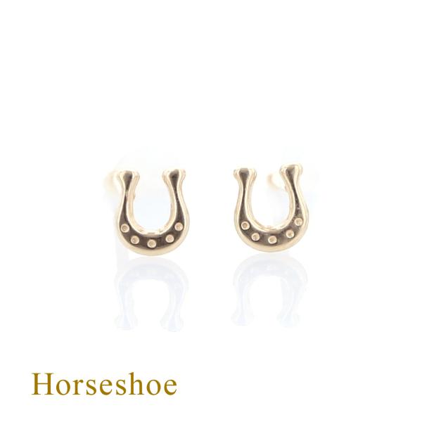 K10 YG ピアス ホースシュー 馬蹄 ヒヅメピアス 蹄 ヒヅメ イエローゴールド スタッドピアス ラッキーモチーフ小さな馬蹄が大人可愛いスタッドピアス。さりげないサイズ感と地金のみのシンプルなデザインは、デイリーにコーディネートに取り入...