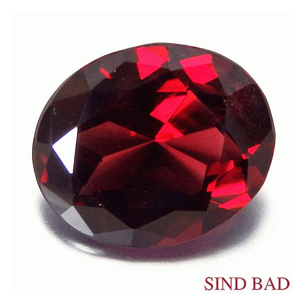 ●宝石名：アルマンダイト（アルマディン）ガーネット●寸法：14.1mm×11.7mm×6.4mm●重さ：7.94ct＿＿＿＿＿＿＿＿＿＿＿＿＿＿＿＿＿＿ペンダント・指輪・ブローチ等 加工可能です。ご希望の方はお気軽にお問い合わせください。