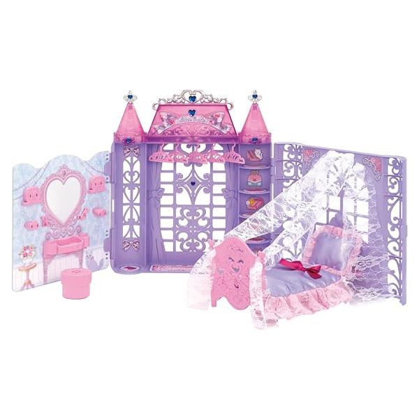 【商品名】　リカちゃん ゆめみるお姫さま プリンセスルーム 【商品説明】　・(C) TOMY・かけ布団とマクラ付き。・ドレスをかけられるクローゼット、アクセサリーを飾れるドレッサーがある。・対象年齢:3歳以上・電池は使用しない。 【サイズ】...
