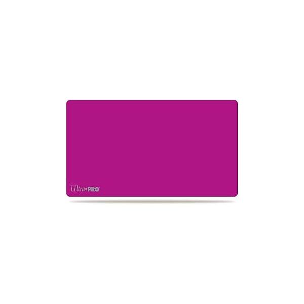 【商品名】　ウルトラプロ 無地 プレイマット ピンク 61x34cm 【商品説明】　・Solid Pink Play Mat Card Game 【サイズ】　高さ : 3.60 cm　横幅 : 5.00 cm　奥行 : 43.80 cm　重...