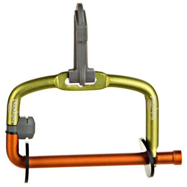 【商品名】　Fishpond Headgate ティペットホルダー。 【商品説明】　・7つのティペットスプールを収めることができます。・アルマイト処理された航空宇宙用アルミニウム製。・バネがしっかり引っ張るのでスプールの付け換えが可能です。...