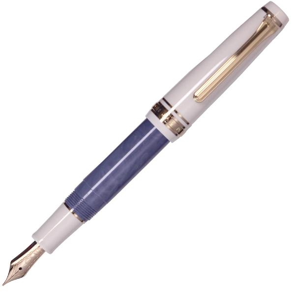【本体色】グリシーヌ ヴィオレ【ペン種】中細(MF)【ペン先】 14金・中型【インク方式】コンバーター・カートリッジ両用式【本体仕様】蓋・胴・大先：PMMA樹脂【金属部品】ゴールドIP仕上げ【本体寸法】φ17×109.5mm(クリップ部含む...