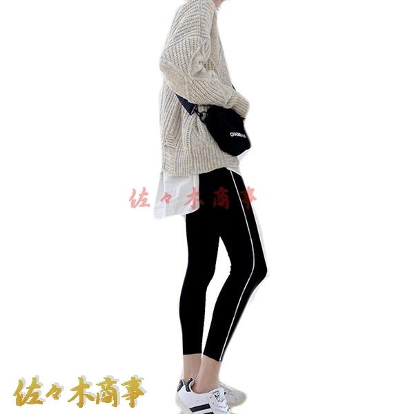 【発売日：2022年04月18日】オールシーズン使えて、シンプルでおしゃれな妊婦の方に優しいマタニティレギンスです。ストレッチが効いて着心地が良く、マタニティ期（産前）〜授乳期（産後）まで、長くご愛用頂けます。ストレッチ素材なので、お腹はも...