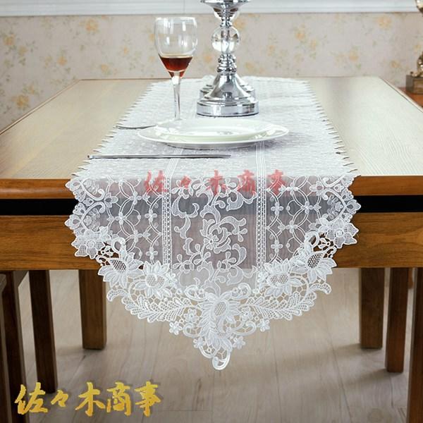 【発売日：2024年01月08日】★【使いシーン】ダイニングテーブルにテーブルフラグを敷いて、インテリア小物なんかなんかか置いてみて、お洒落な部屋になります。そして、テレビ台や整理棚の上に置いてもホコリの心配がありません。★【デザイン豊富な...