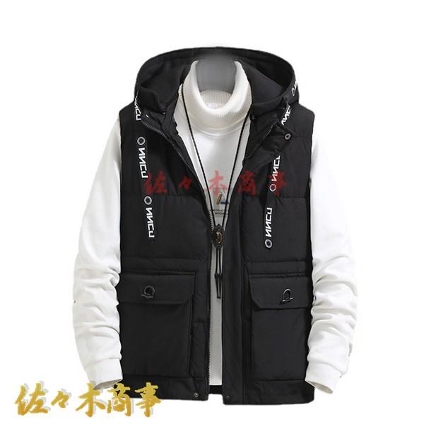 【発売日：2023年10月16日】【フード着脱】フード付きが取り外し可能です。ノースリーブデザイン、窮屈な感じなく、動きやすいです。ファッション、スタンダードなシルエットなのですっきりと着ることができます。【コーデ易い】落ち着いた色ながらも...