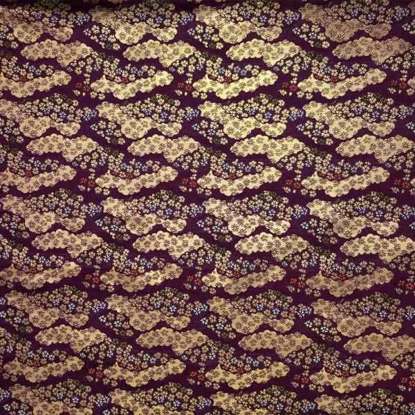 金襴　布　生地　手芸材料横巾70cm×丈50cm　念珠袋、納経帳、敷物、刀袋、インテリア小物、人形衣装、仏壇敷、座布団、表具など多肢にわたって使用可能です。★丈巾50ｃｍ以下は、基本的にメール便で発送いたします。宅配便ご希望の場合は、店舗へ...