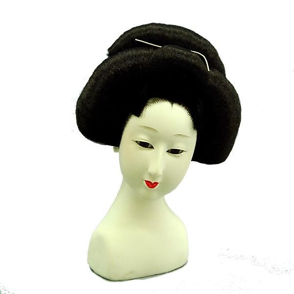 日本人形頭 顔 手芸品 部品 尺三 芸者 プラスチック頭 (訳あり品)当商品は倉庫管理品（商品在庫品）となっております。経年の劣化等がございます。ご注文の際には、その旨ご了承ください。巾10×奥9×高さ15cm　　zt-cpg123