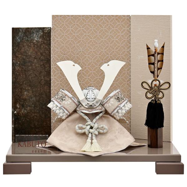 【 サイズ 】横幅40×奥行29×高さ34cm「端午の節句」とは、もともと古代中国の季節行事「五節句（七草の節句、桃の節句、端午の節句、竹（笹）の節句、菊の節句）」の1つと言われています。「節句」とは、季節の変わり目という意味えお持ちます。...