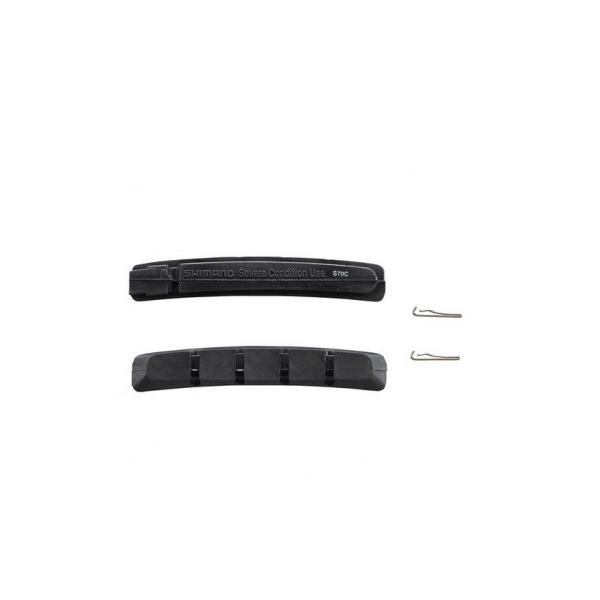 ドライにて高い制動力を発揮し、音鳴りが発生しにくいブレーキシューパッド 1ペア Vブレーキ用・泥状況下ではシューの磨耗量が大きい・シビアコンディション用■対応モデル：BR-M770, BR-M760, BR-M750, BR-M739, B...