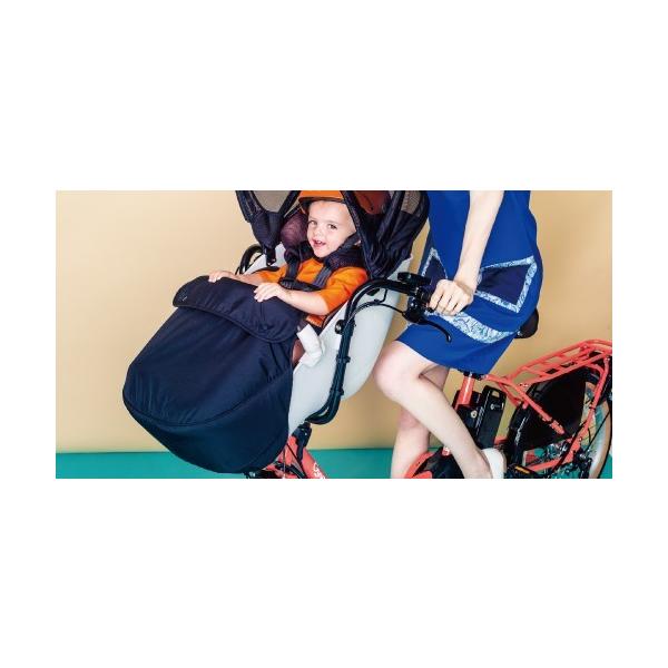 ■日よけ＆レインカバー※別売りアクセサリーの日よけ＆レインカバー(NAR169)との同時取り付けはできません。・足元の冷気をガードして体が冷えるのを防ぐフットカバー。　寒さが厳しい冬のお出かけも、足元を暖かく保ってくれるので安心。【パナソニ...