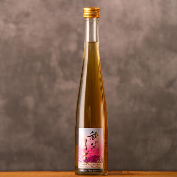 【ライチ花の蜂蜜×天然水×酵母】ネクタル(NektaR.jp)は、ライチ花から採れた蜂蜜のみを使い、天然水で希釈し日本酒酵母で発酵させて造られたジューシーでトロピカルな味わいを感じるあと味すっきりな「蜂蜜酒」です。【蜂蜜酒とは？】「蜂蜜酒（...