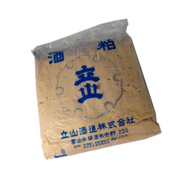 ・立山 ねり酒粕　4Kｇ×1個【商品の特徴】 香り高く、風味豊かな「ねり酒粕」です。ねり酒粕には、豊富なタンパク質・ビタミン類・10数種類のアミノ酸等が含まれ、栄養価が高く健康増進や美容に必要な栄養素が豊富に含まれています。美容と健康に最高...