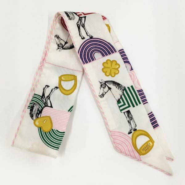 ◆商品ランク中古A◆商品情報・カラー：画像の通り・素材/ライン：画像の通り・サイズ：最大約 W84×H5(cm)◆付属品画像の通り◆状態・香水臭があり若干使用感はありますが、綺麗な中古Aランクの商品です。◆販売店舗深井店◆弊社商品No200...