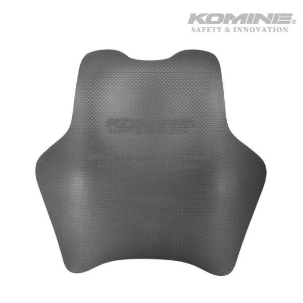 日本カーボン素材・加工技術を基に開発した世界初のドライカーボン素材を使用した日本製チェスト保護シールド。厚さ1mmで72gと超軽量ながら高い剛性があり、点の衝撃エネルギーを面全体に分散し単位面積あたりの衝撃を緩和することが可能。コミネの蓄積...