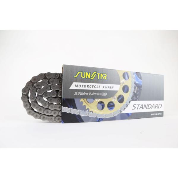 ● コストパフォーマンスが高いスタンダードメッキ処理を省く事でコストパフォーマンスを最大限に上げたスタンダードチェーンです。メッキ処理以外はゴールド、シルバーと同じ性能です。■ 対応排気量（チェーンサイズ520）: 800ccまで■ リンク...