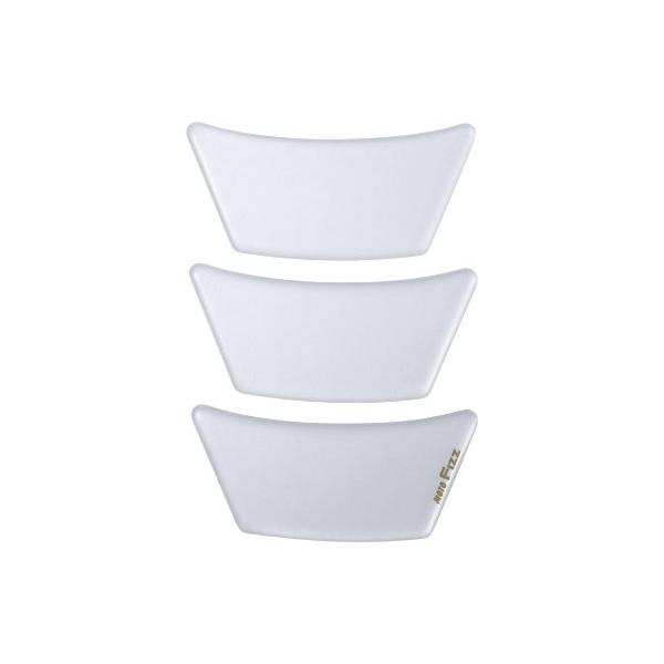 自由に貼れる3ピースタイプ● 自由にアレンジできる3ピース形状。● 貼り付け方向を選ばないシンプルデザインと柔軟性に優れた素材。● 大切なタンクをバックルなどのキズから守る。● タンクの色に合わせて選べる3色を用意。キズ防止アイテム