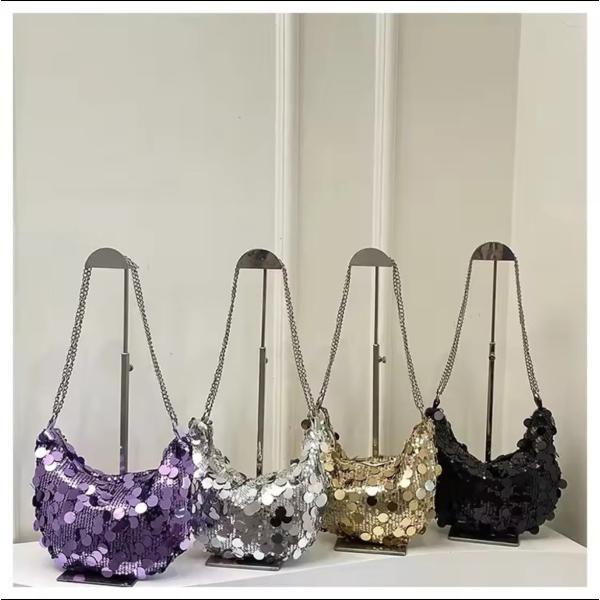 【商品説明】まばゆいスパンコールが織りなす光のグラデーション。「Lumi〓re（リュミエール）」は、フランス語で“光”を意味する言葉。パーティーだけじゃもったいない、日常にさりげない輝きを添えるミニバッグです。カジュアルなTシャツやデニムに...