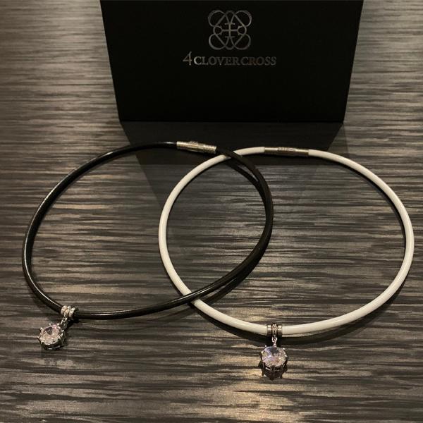 4クローバークロス ネックレス ONEクリアダイヤモデル ツアープロ愛用品 スポーツネックレス 4clovercross 天然ミネラル鉱石 自然療法 軽量 ペンダント ゴルフ 25ET磁気ネックレスでは効果が得られ無かった方にオススメ【自然...