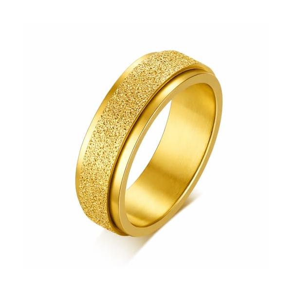 艶消しゴールド/-/-・Color:ゴールドRingSize:22・回転デザインリング。中央のバンドがくるくる回るスピナー仕様で、指元にさりげない動きと個性を添えるデザインです。Rockyuのリングは、シンプルな装いにも合わせやすく、男女問...