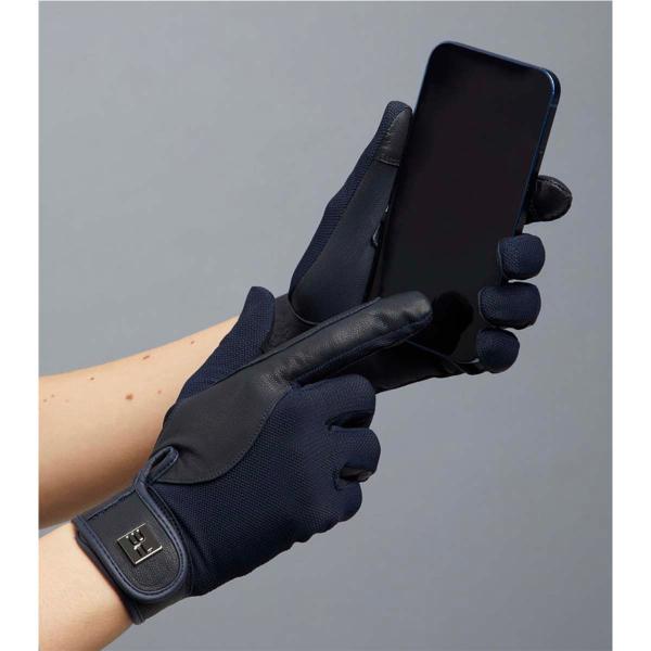 すべりにくくてしなやかな本革と通気性がすぐれたストレッチメッシュのかけ合わせで誕生した新感覚のライディンググローブ。スマホ対応で便利です。■ブランドPremier Equine（プレミアエクイン）■対象ユニセックス■素材本革 / メッシュ■...