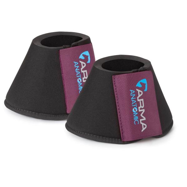 優秀なネオプレン素材が衝撃を吸収し、馬の肢をしっかりとガード。やや厚手のベルブーツ。幅広の補助ありベルクロで固定もスムーズかつ外れにくい。コーデが楽しめる3色展開。■ブランドShires（シャイヤー）分類タグ:  【各種馬具】  【ワンコ】...