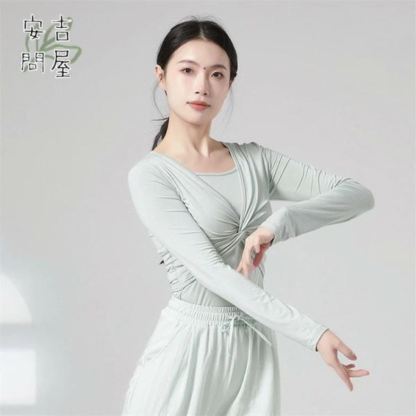 商品情報商品名ダンストップス レディース 古典ダンス衣装 長袖 五分袖 古典舞踊 クラシック舞踊 モダンダンス ダンスウェア 6色 社交ダンスウェ ヨガ バレエ ラテンダンス レッスン着 舞台衣装 演出服 団体服 ステージ衣装 発表会 練習...