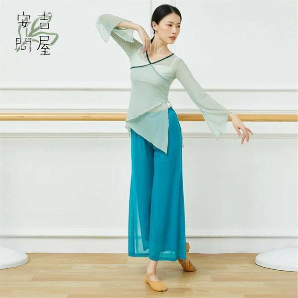 商品情報商品名古典ダンス衣装 古典舞踊 ダンス衣装 レディース 踊りパンツ ガウチョパンツ ワイドパンツ 10色 社交ダンス ヨガウェア バレエ 無地 ボトムス ゆったり イベント衣装 レッスン着 練習着 ステージ衣装 団体服 発表会 演出...