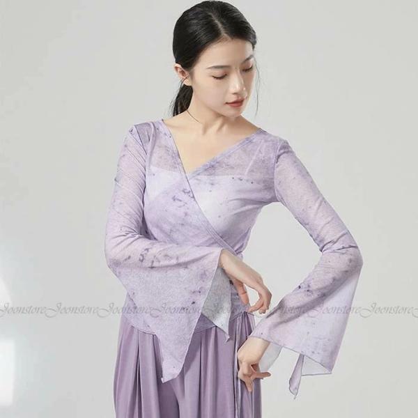 商品     ダンス衣装 トップス  内容   トップスのみ  素材   ポリエステル  サイズ   S 着丈51cm　バスト74cm　袖丈57cm　体重目安42.5-47.5kg M 着丈53cm　バスト78cm　袖丈58cm　体重目安4...