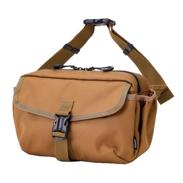 在庫状況：在庫僅少/2026年03月 発売/◆コーデュラ素材のクラシックテイストヒップバッグ・サイズ：幅25×奥行9×高さ16cm/[1653415ABU]