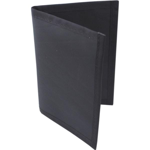 在庫状況：お取り寄せ/3日〜8日で出荷/◆海外旅行や遠征に必需品のパスポートのカバー兼ホルダー◆パスポート以外にスロットを5つ装備しクレジットカードやチケットなどを収納できます◆RFIDブロッキング機能搭載しているので個人情報を保護します/...