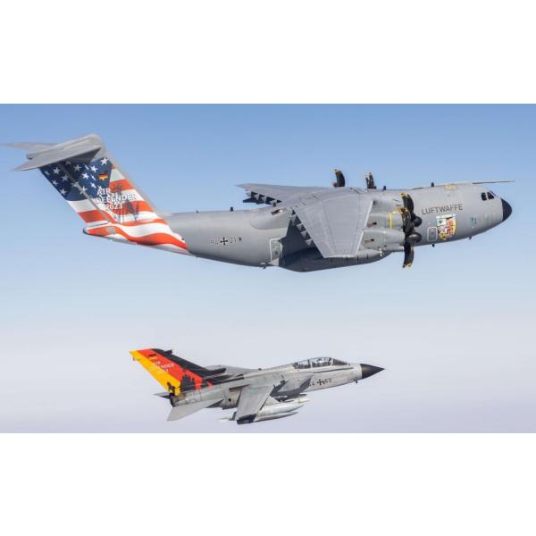 在庫状況：お取り寄せ/2024年08月 発売/※画像はイメージです。実際の商品とは異なる場合がございます。ドイツレベル　1/144 エアディフェンダー2023(A400M ＆トーネード) です。