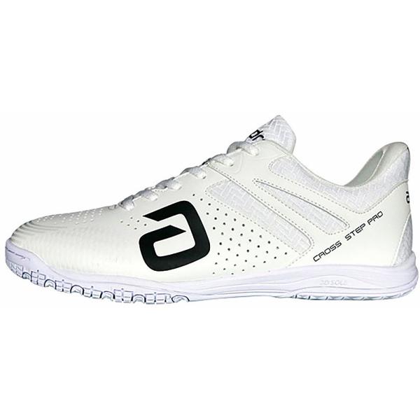 在庫状況：お取り寄せ/3日〜8日で出荷/◆強い衝撃に耐えられるようにクッション性をアップしつつ柔軟性も向上。◆激しく動いてもブレにくいよう、かかと部分を再設計し、さらに素材や形状の調整を重ね、動きやすさと止まりやすさを飛躍的に引き上げた。◆...