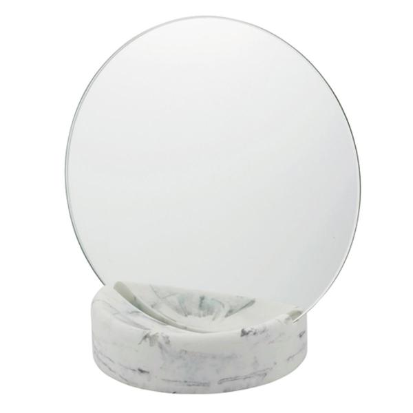 在庫状況：お取り寄せ/お届け：約2週間◆大理石調デザインの卓上ミラーは上品な台座で空間を美しく見せます。◆溝付き台座は、差し込むだけで角度調整ができて便利です。◆リビングや玄関、寝室など様々な場所でお使いいただけます。/[204919]