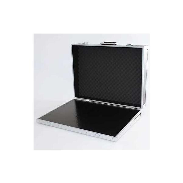 在庫状況：お取り寄せ/※各種ケース/ギグバッグ類へ製品の収納可否/収まり具合に関するお問合せにはお答えできません。◆非常に頑丈で、激しい使用にも耐えられるエフェクターケース◆有効内寸：(幅) 551 ×(奥行き) 411 ×(高さ) 84 ...