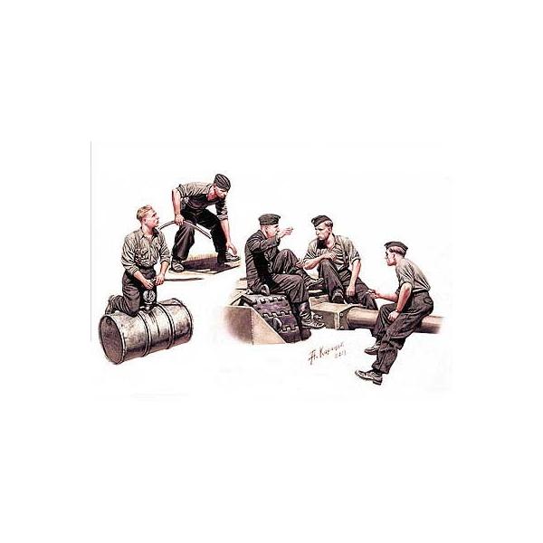 在庫状況：在庫僅少/◆※画像はイメージです。実際の商品とは異なる場合がございます。マスターボックス 1/35 独・戦車兵・補給と休息5体・夏季スタイルです。