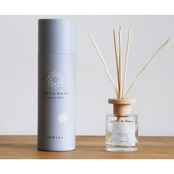 在庫状況：お取り寄せ/お届け：約2週間/※開封後は高温多湿、直射日光を避けて置いてください。◆どんな暮らしにも馴染み、ほのかに感じる癒やしの香りを届けてくれるリードディフューザー。◆おしゃれなボトルは、お部屋のインテリアアクセントとしても活...