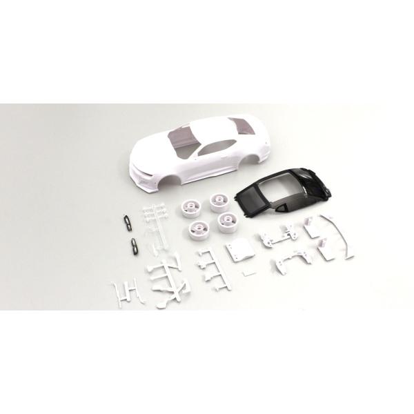 在庫状況：お取り寄せ/3日〜6日で出荷/2020年07月 発売/※画像はイメージです。実際の商品とは異なる場合がございます。京商　シボレー カマロ ZL1 1LE　ホワイトボディセット(未塗装/ホイール付)MR-03W-MMです。