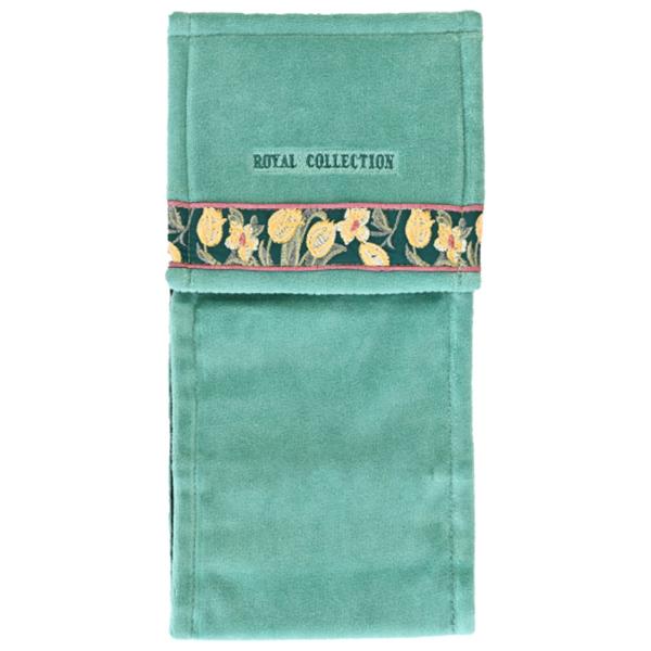 在庫状況：お取り寄せ/お届け：約2週間/◆上品な雰囲気で高級感のあるトイレシリーズ(ロイヤルコレクション アーツ)でお揃いにでき、花が描かれた刺繍が美しいトイレットペーパーホルダーカバー。◆お手入れ時にはサッと取外し、簡単に取り付けることが...