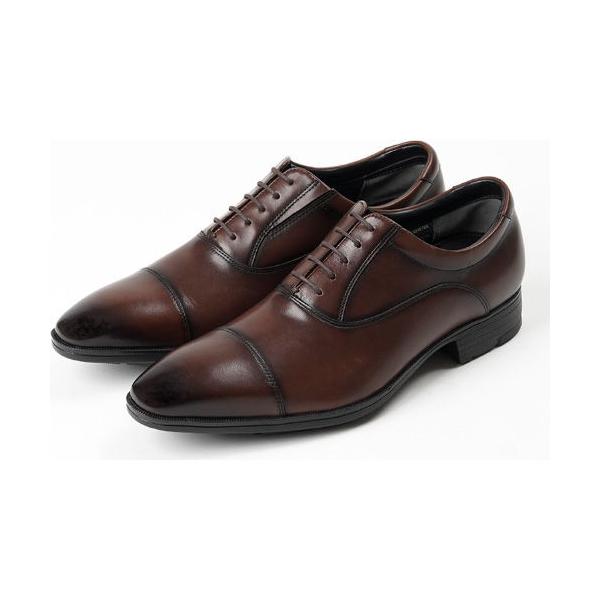 在庫状況：お取り寄せ/◆GORE-TEX | 雨にもムレにも負けない | ストレートチップ◆屈曲部を曲がりやすく設計。◆目立ちにくい内甲側に伸縮性のあるゴアを使用。/[A6TU8002046240]