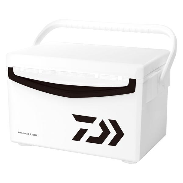在庫状況：在庫あり/2022年05月 発売/※画像は代表画像です。◆ダイワクーラーボックスの定番シリーズがリニューアル。座れて便利。使い勝手の良い両開き上フタ。◆取り外し可能でお手入れ簡単な両開き上フタ◆ガッシリ座れる剛性ボディ(リブ構造を...